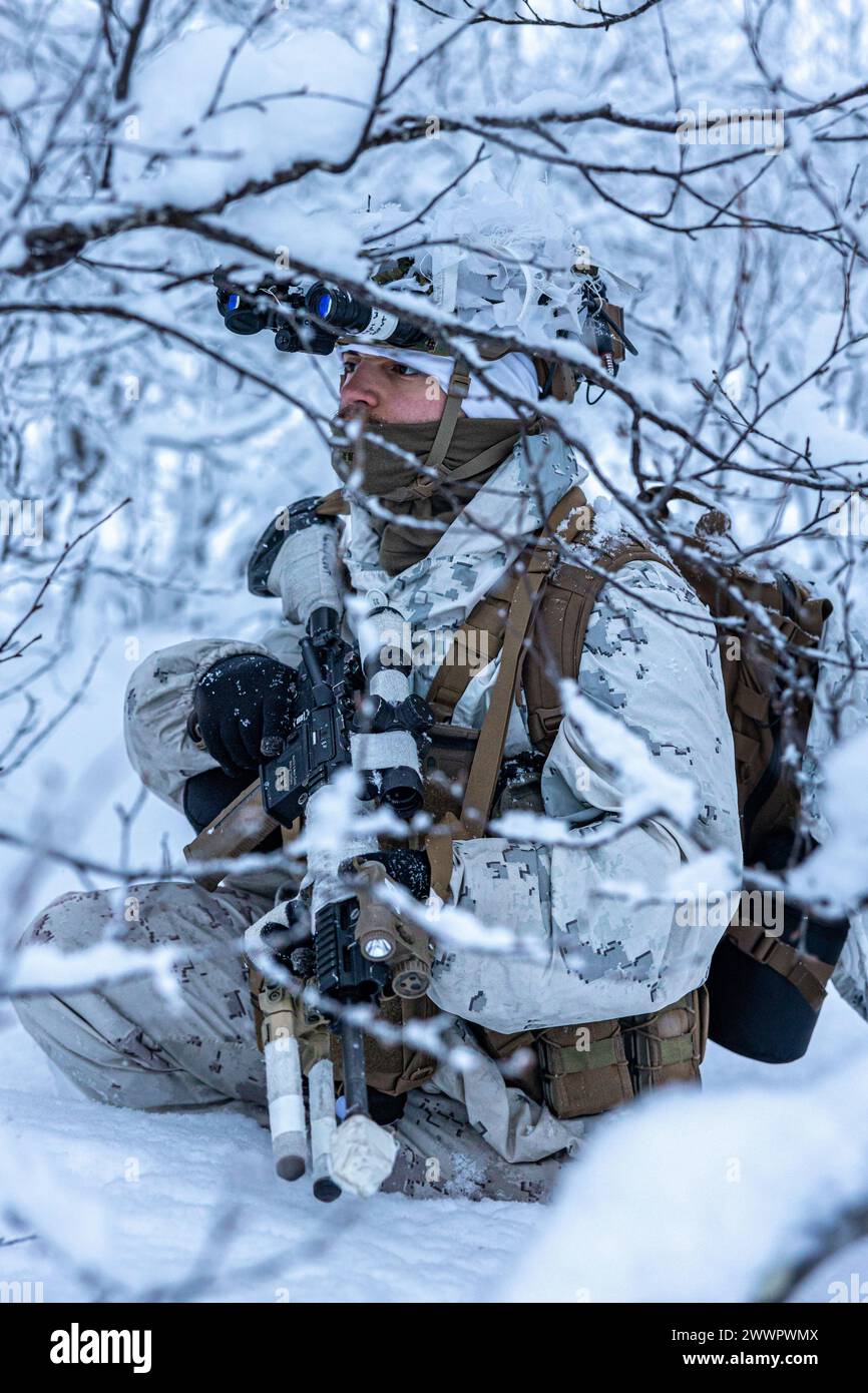 A U.S. Marine with 1st Battalion, 2d Marine Regiment, stands watch ...
