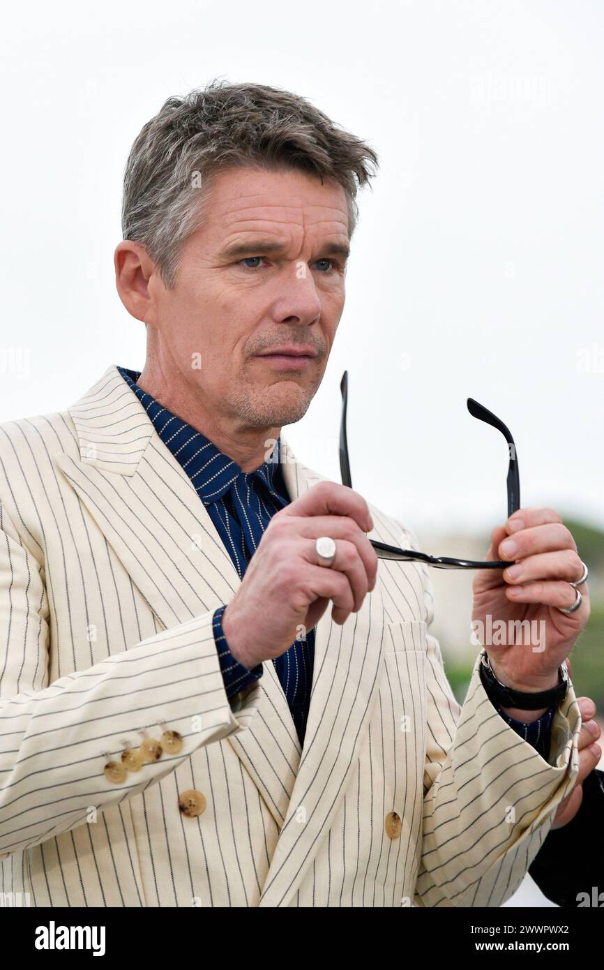 Actor and film director Ethan Hawke posing during the photocall of the ...