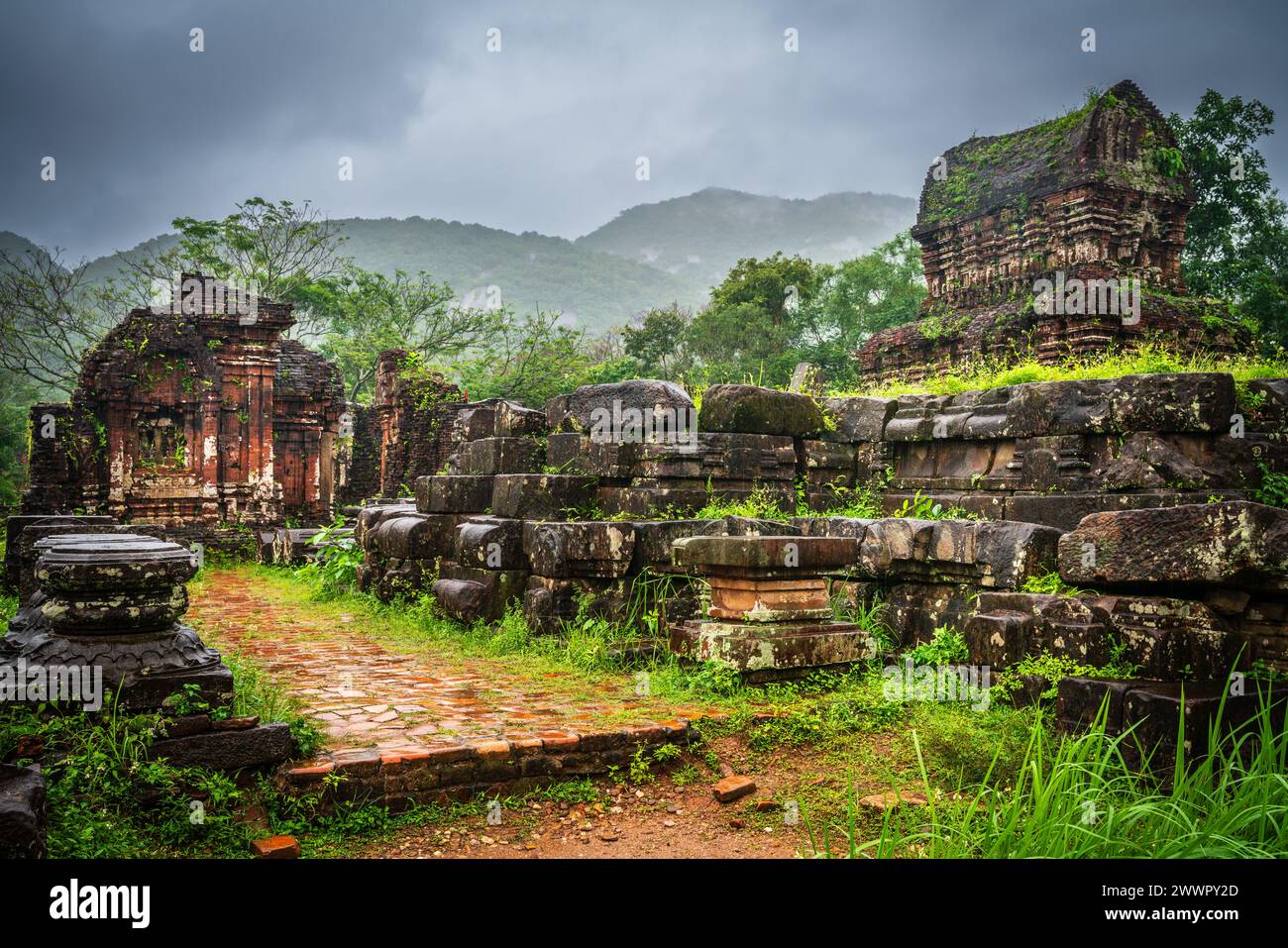 Ruins of Shaiva Hindu temples in central Vietnam Stock Photo - Alamy