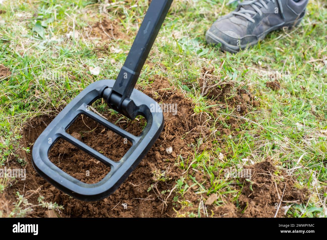 Treasure hunt kids hi-res stock photography and images - Alamy