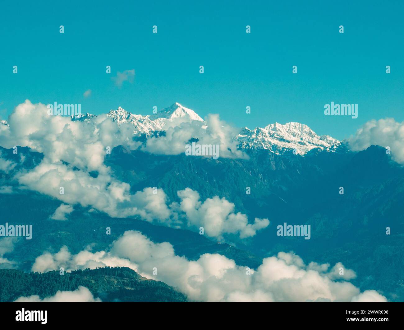 Aerial view of the peaks of Himalaya from Nagarkot, Nepal. A sea of ...