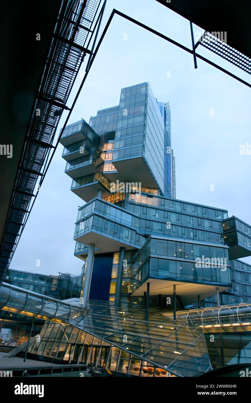Modern architecture of the NORD/LB head office, Hanover, Lower Saxony ...