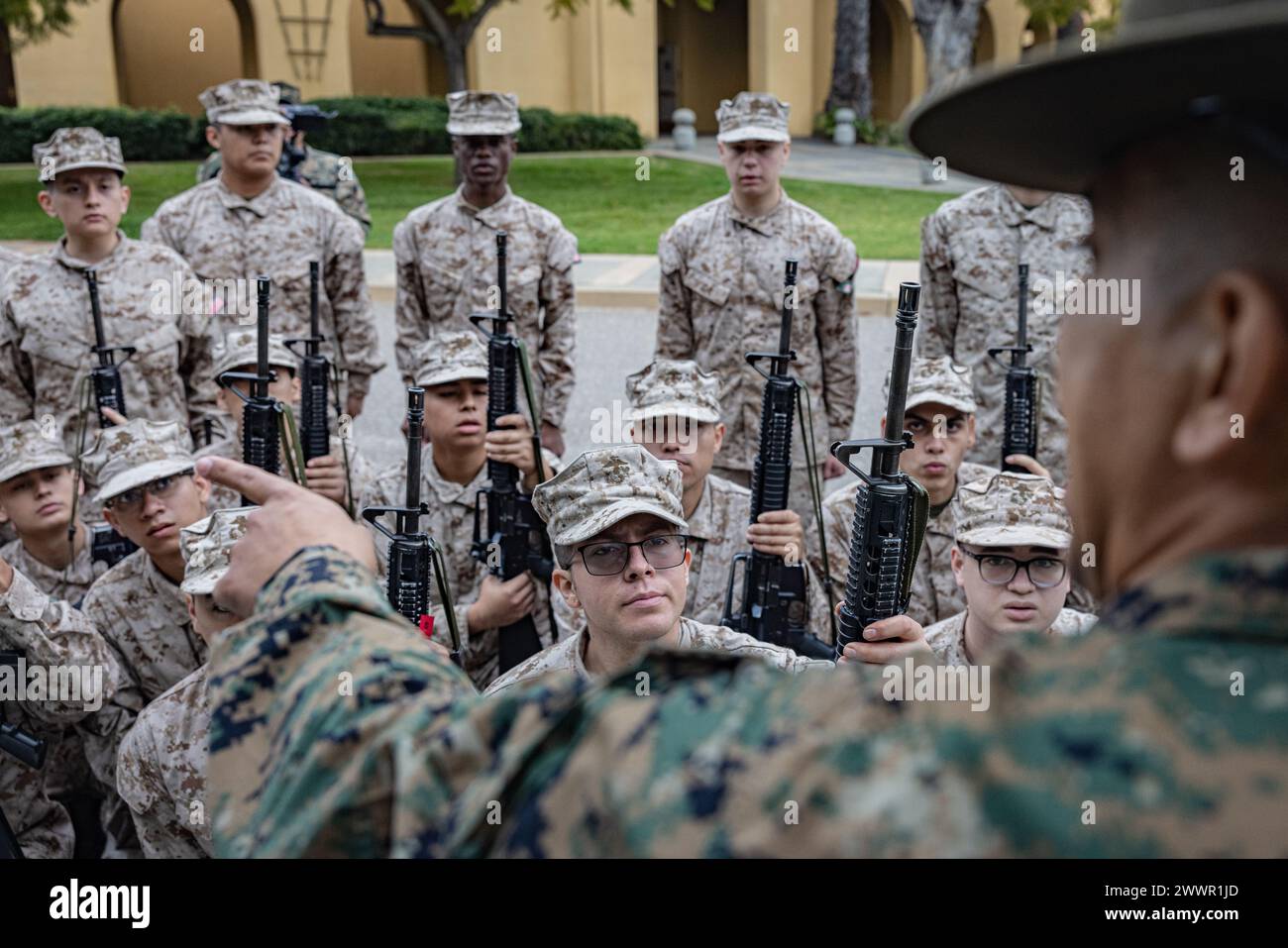 U.S. Marine Corps recruits with Charlie Company, 1st Recruit Training ...
