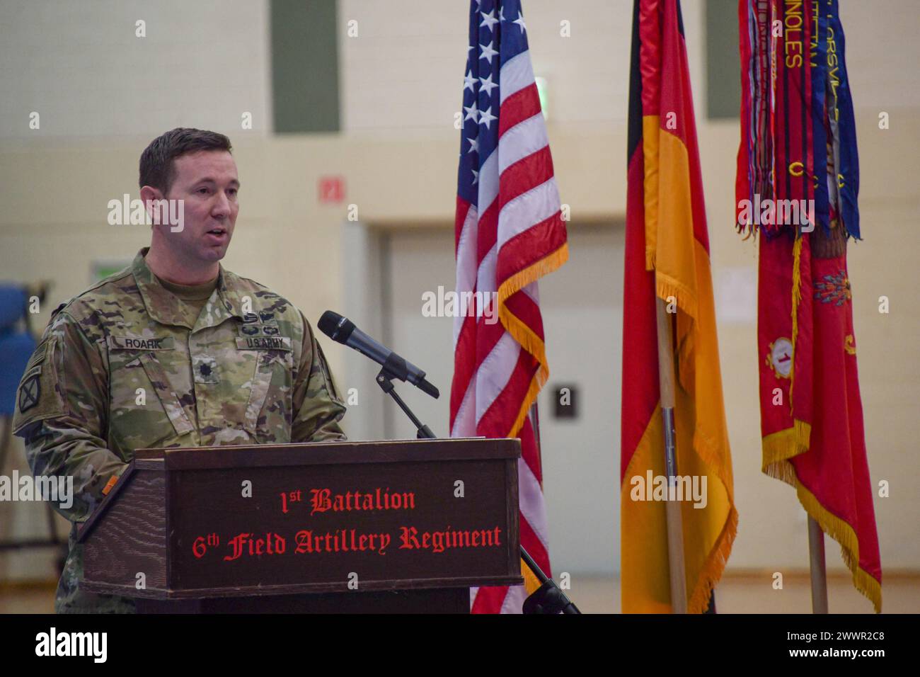 U.S. Army Lt. Col. Benjamin Roark, commander of 1-6 FAR, gives a speech ...