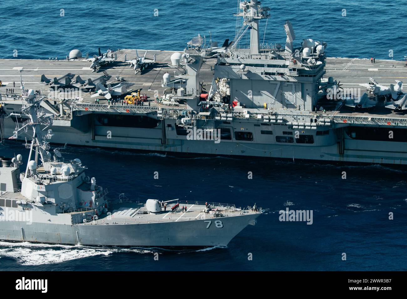 Arleigh-burke class guided-missile destroyer USS Porter (DDG 78 ...