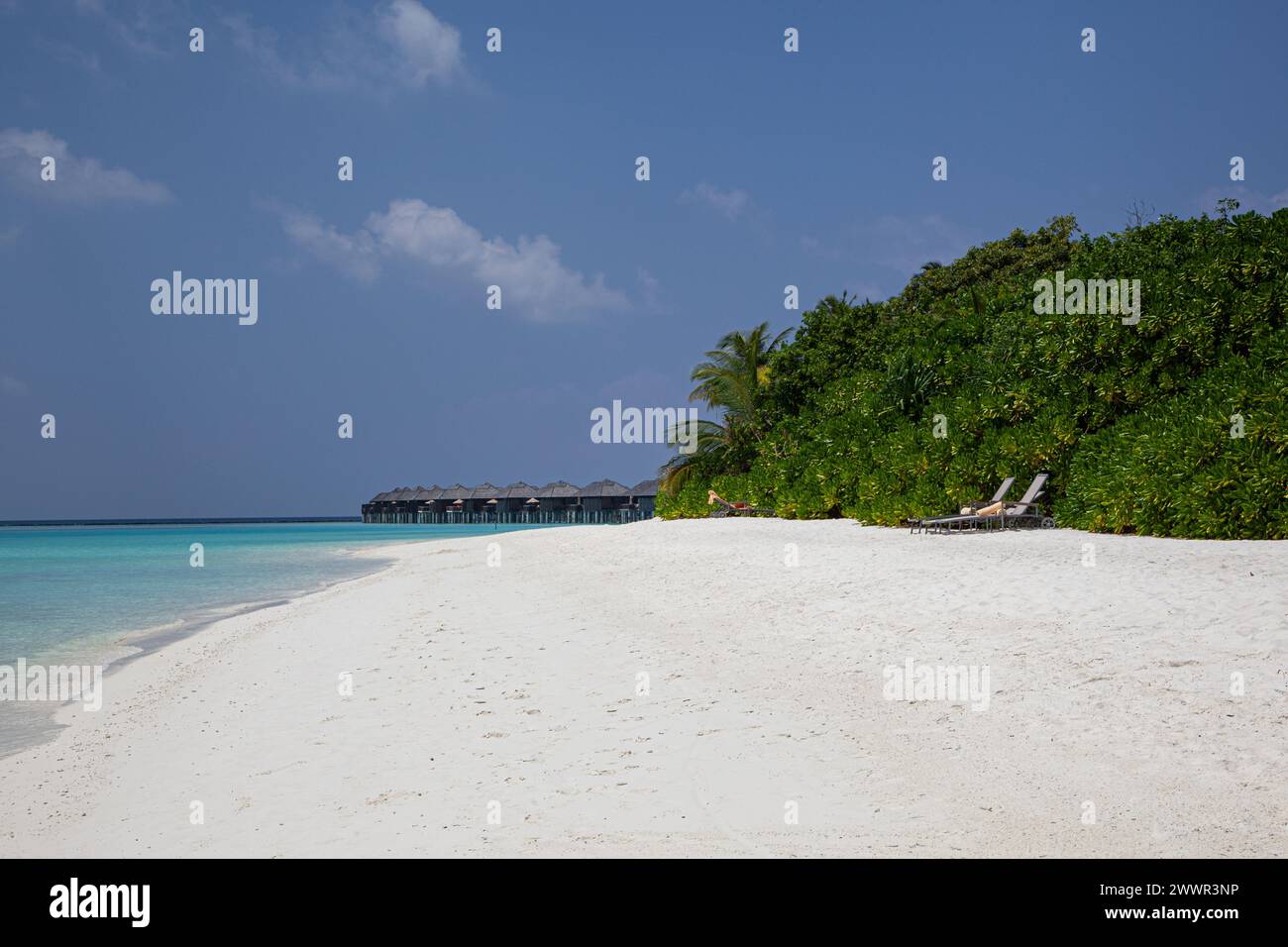 Maldives sun siyam hi-res stock photography and images - Alamy