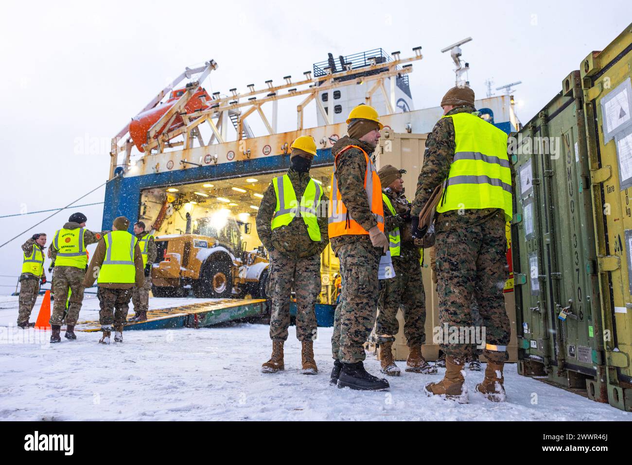 U.S. Marines with Marine Wing Support Squadron (MWSS) 273, 2nd Marine ...