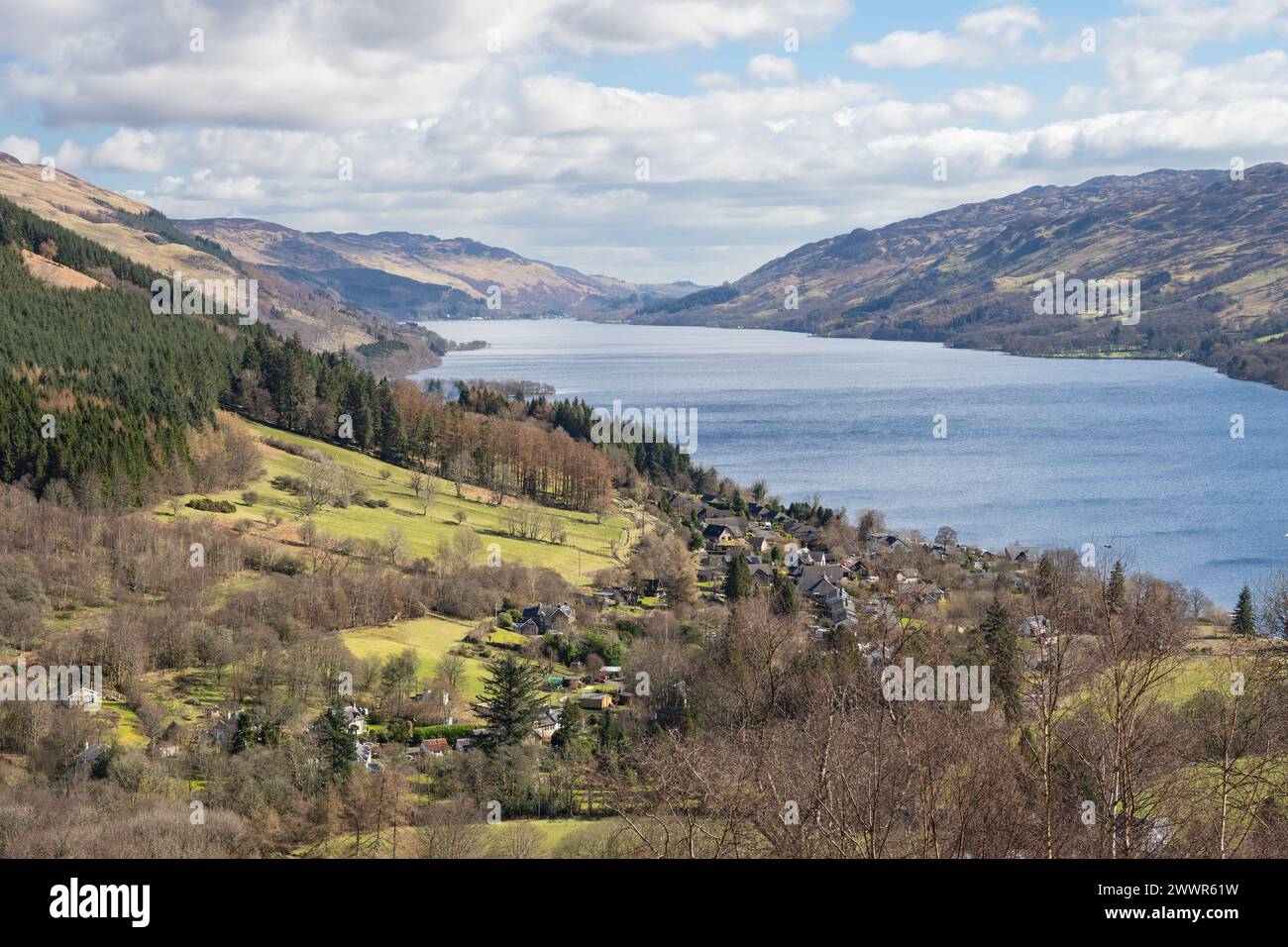 Lochearnhead village hi-res stock photography and images - Alamy