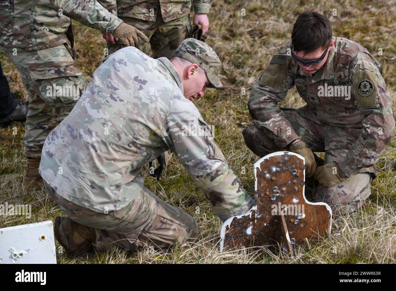 U.S. Soldiers assigned to 4th Squadron, 2nd Cavalry Regiment check ...