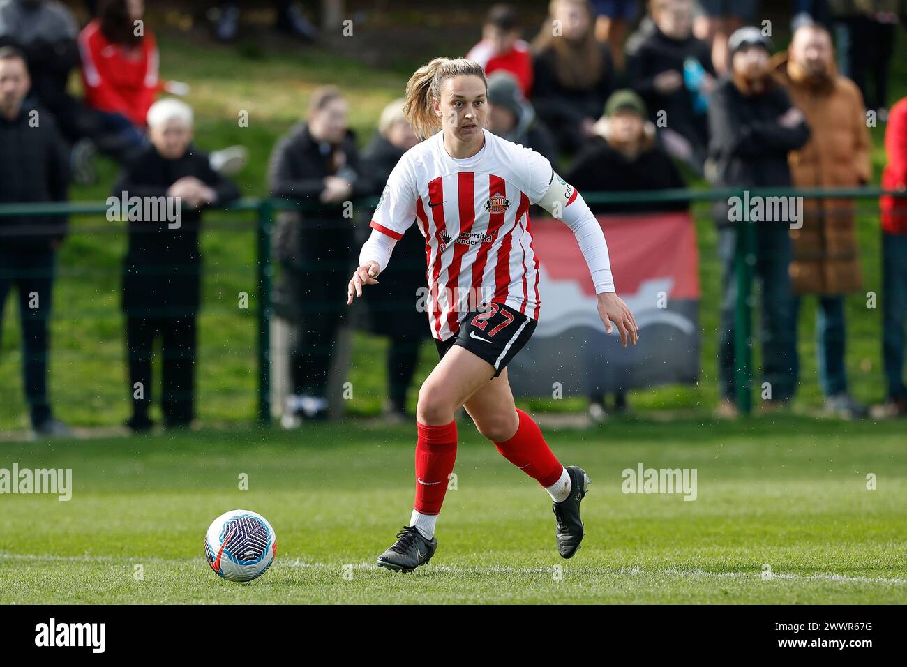 Brianna Westrup of Sunderland during the FA Women's Championship match ...