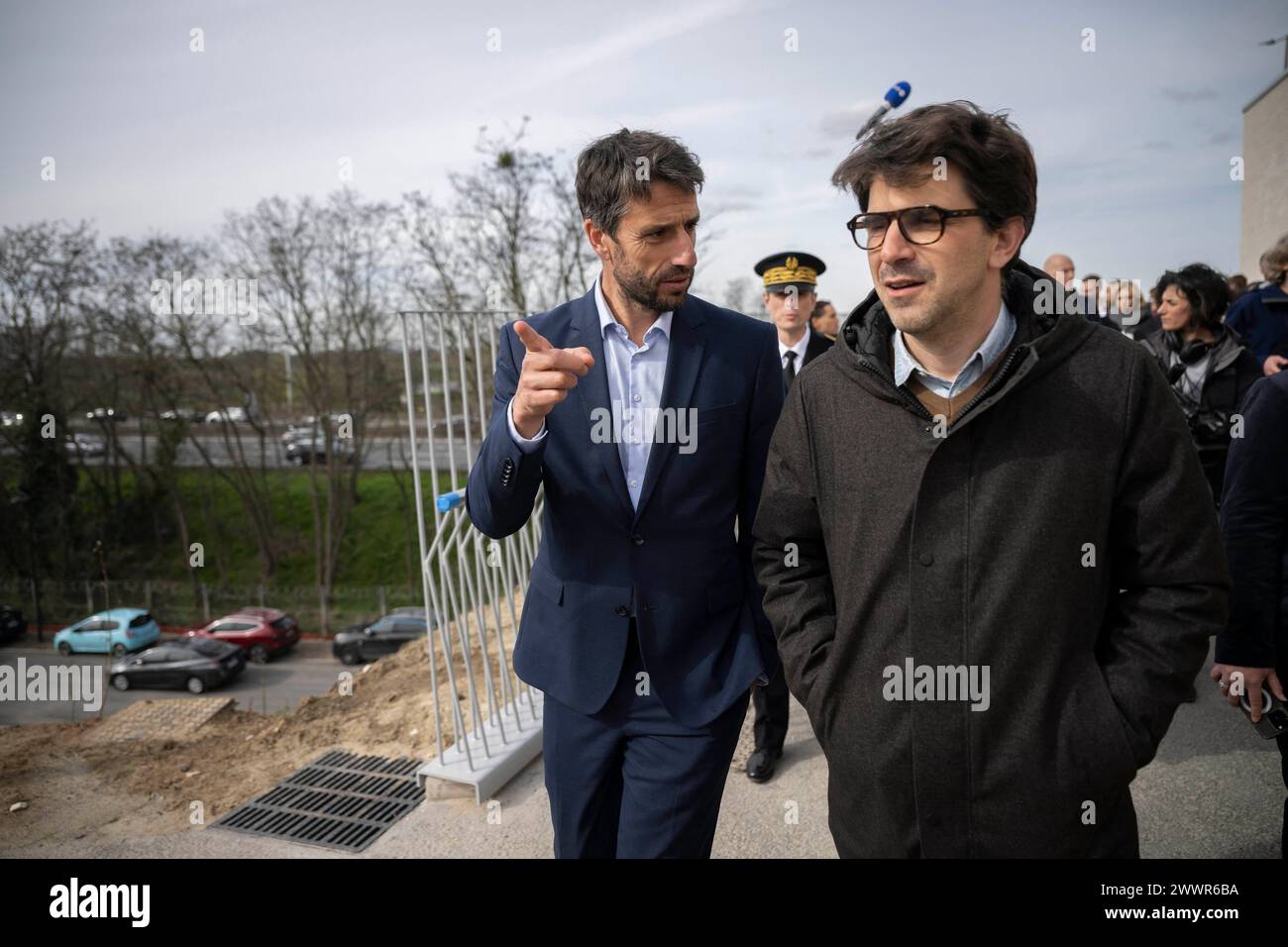 Tony Estanguet speaks with Mathieu Hanotin during the inauguration of ...