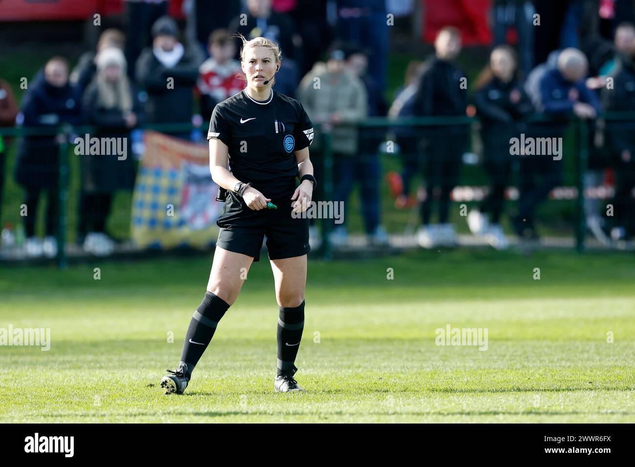 Match referee Lucy May (Oliver) during the FA Women's Championship ...