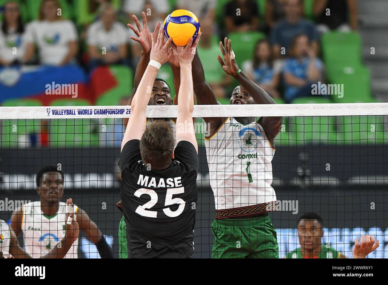 Djakode Badawe (Cameroon), Lukas Masse (Germany). Volleyball World ...
