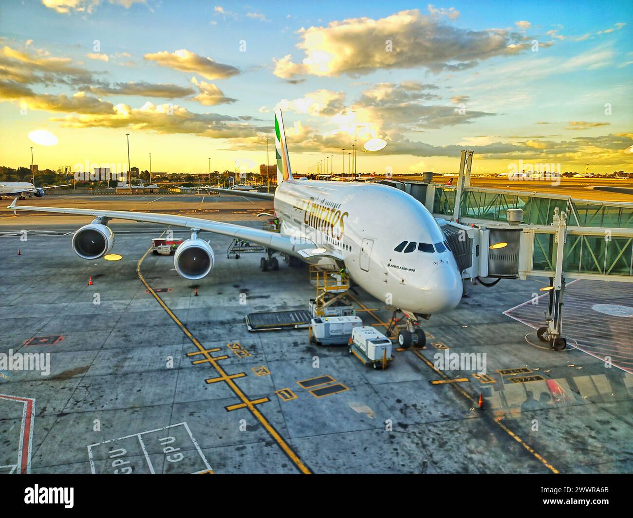 emirates flight in dubai airport,dubai airport,dubai international ...