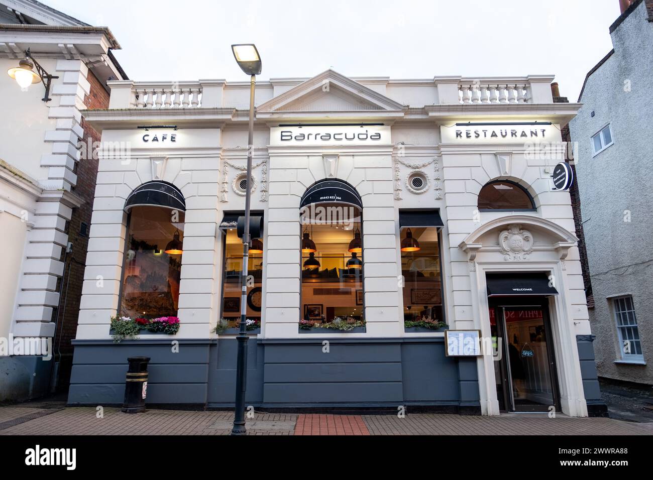 Barracuda bar hi-res stock photography and images - Alamy