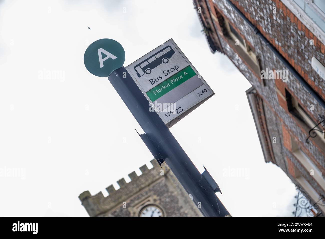 Bus stop market place a wallingford x40 hi-res stock photography and ...