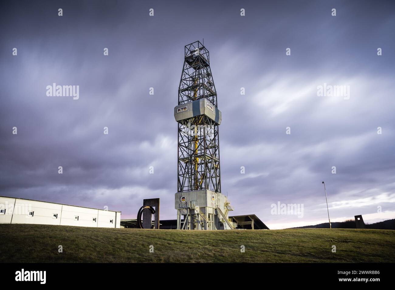 Open field tower hi-res stock photography and images - Alamy