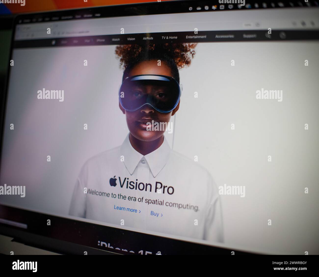 Ecommerce virtual hi-res stock photography and images - Alamy