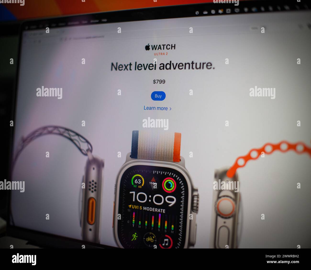 Apple products iphone 15 hi-res stock photography and images - Alamy