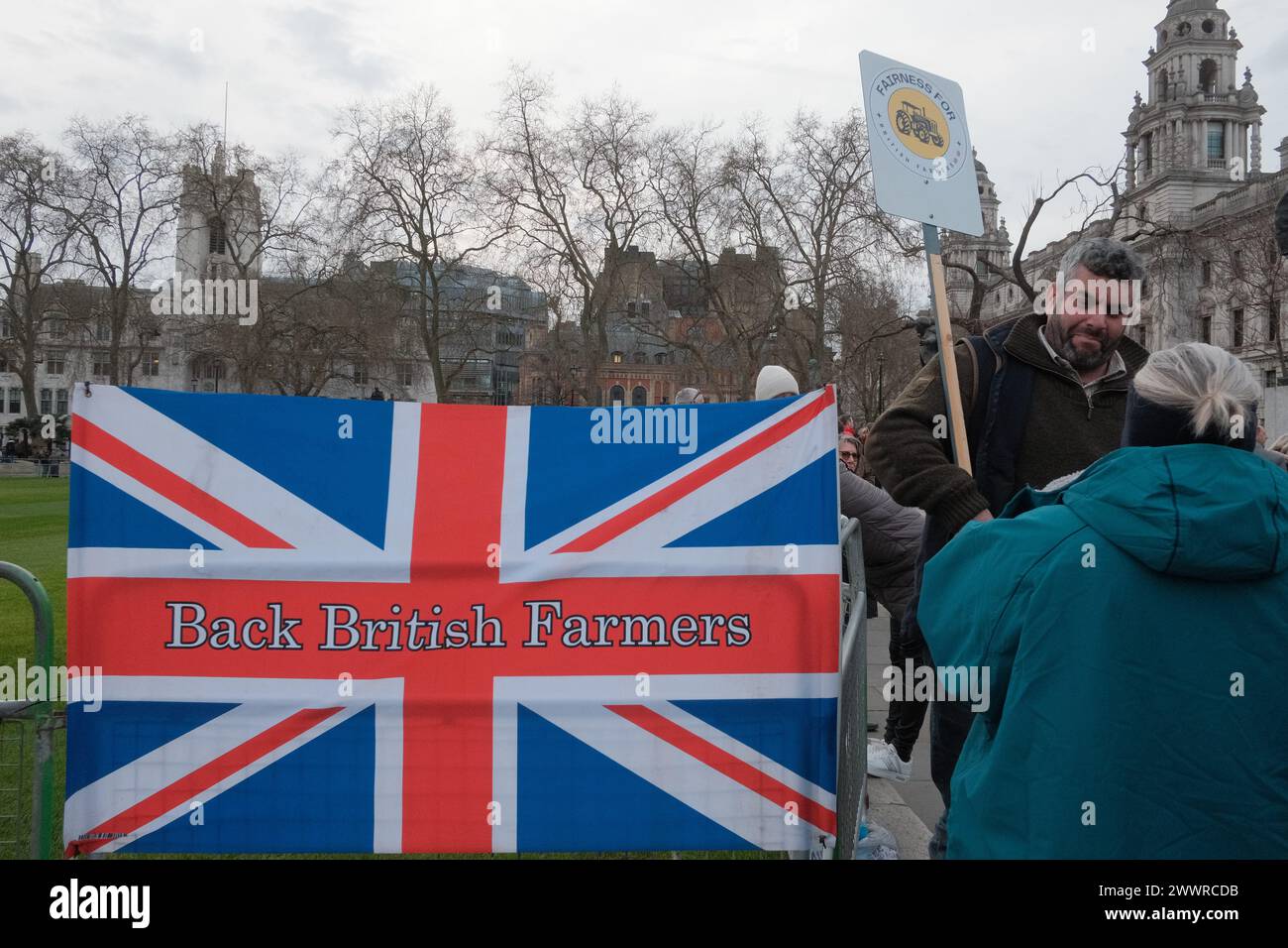 London, England, UK. 25th Mar, 2024. Farmers from across the country ...