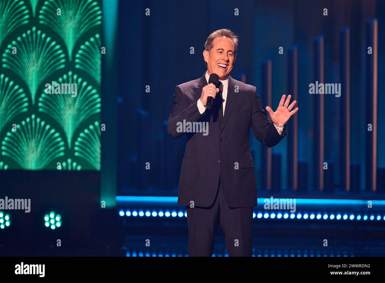 Seinfeld show hi-res stock photography and images - Alamy