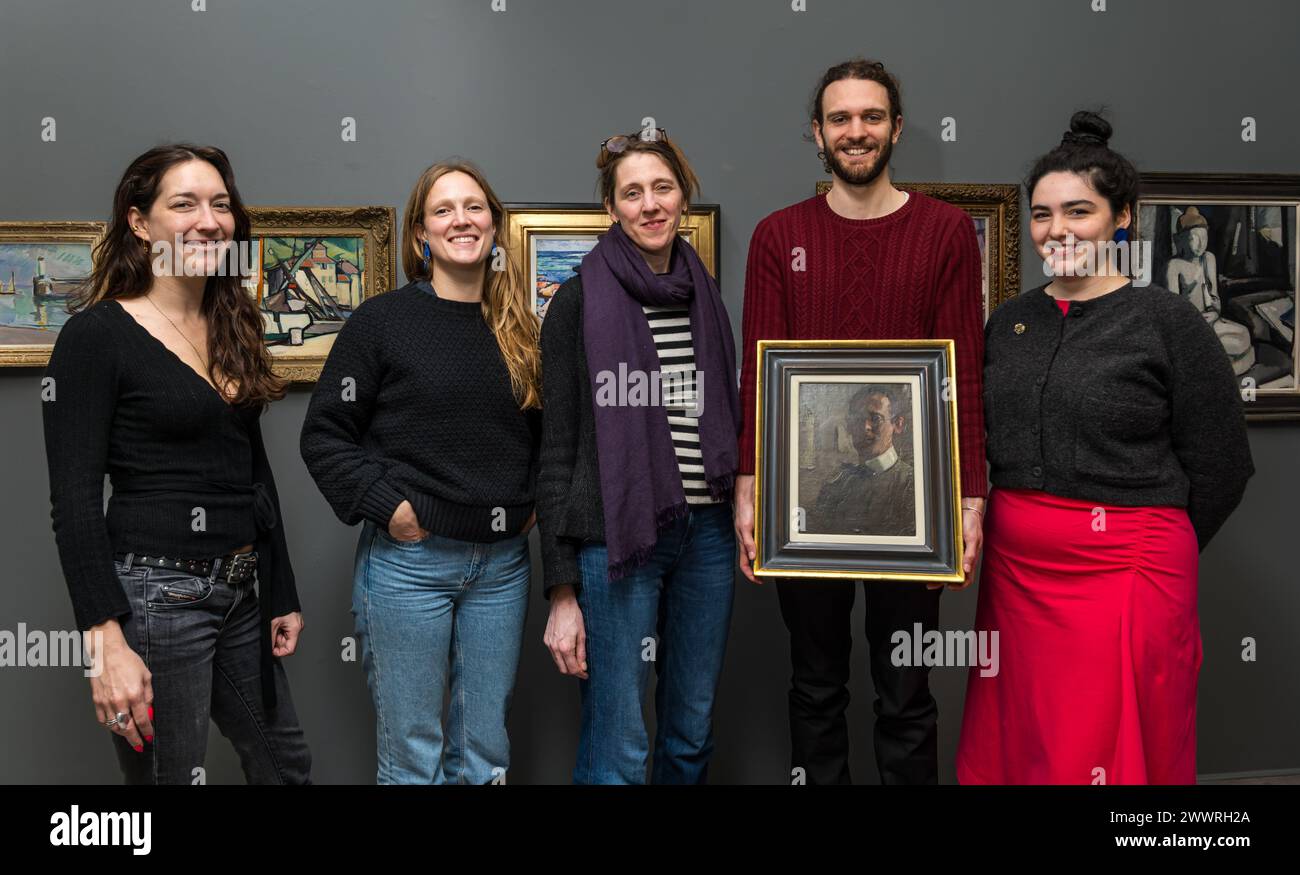 Samuel John Peploe's great-grandchildren at art exhibition with his ...