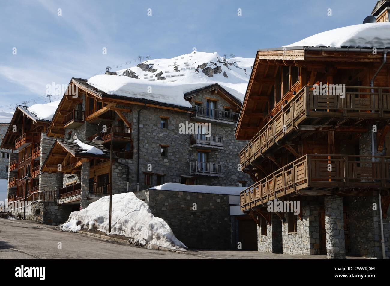 Modern holiday accommodation built in traditional chalet style in Les ...