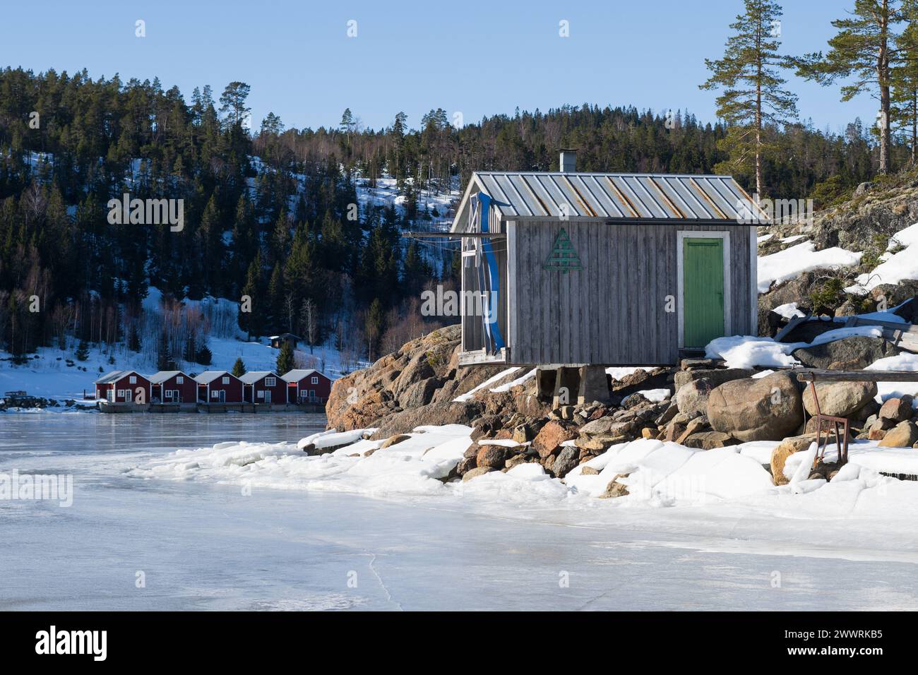 Charming riverside architecture hi-res stock photography and images - Alamy