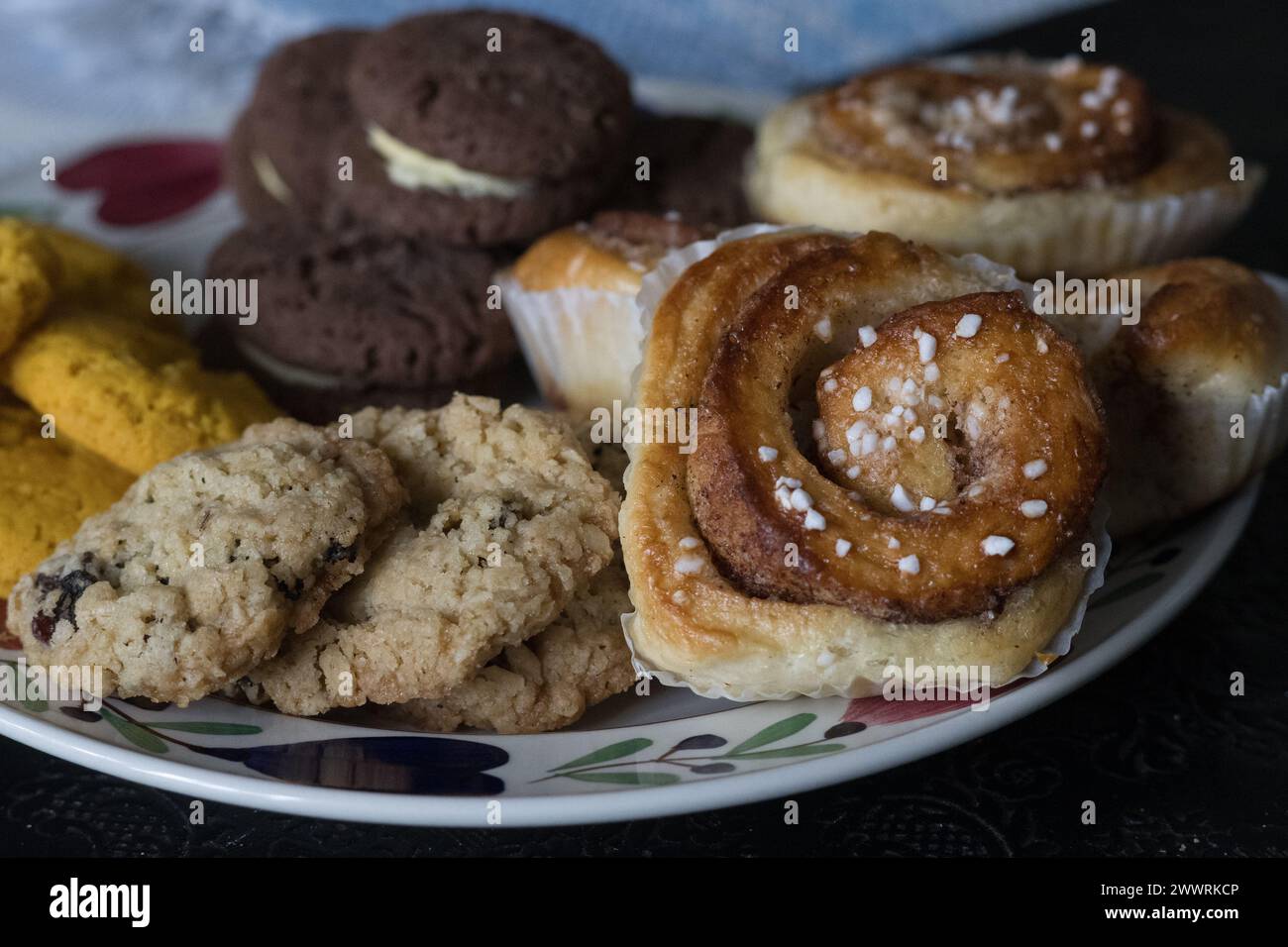 Display assorted baked goods hi-res stock photography and images - Alamy