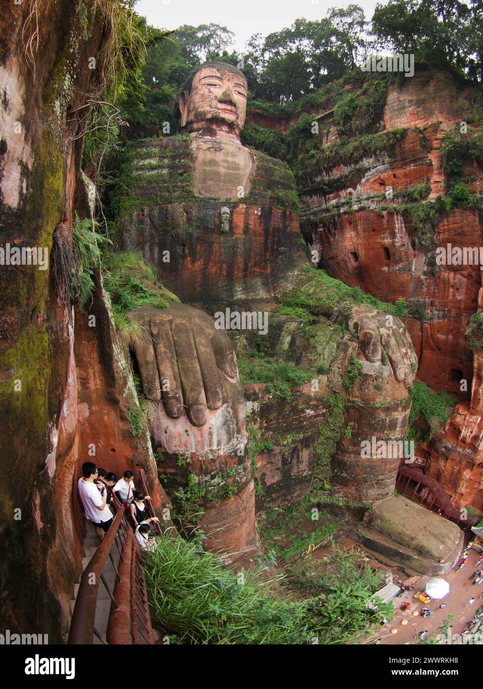 Giant Budha in Leshan Stock Photo - Alamy