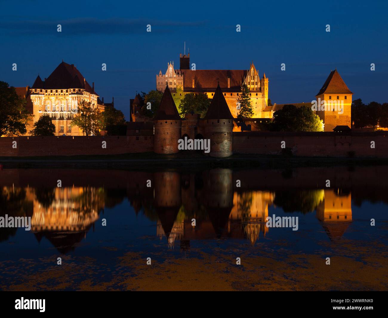 Medieval castle malbork northern hi-res stock photography and images ...