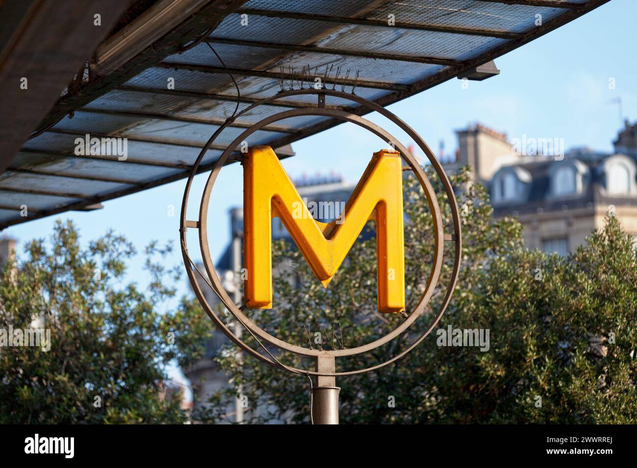 Lyon metro station hi-res stock photography and images - Alamy