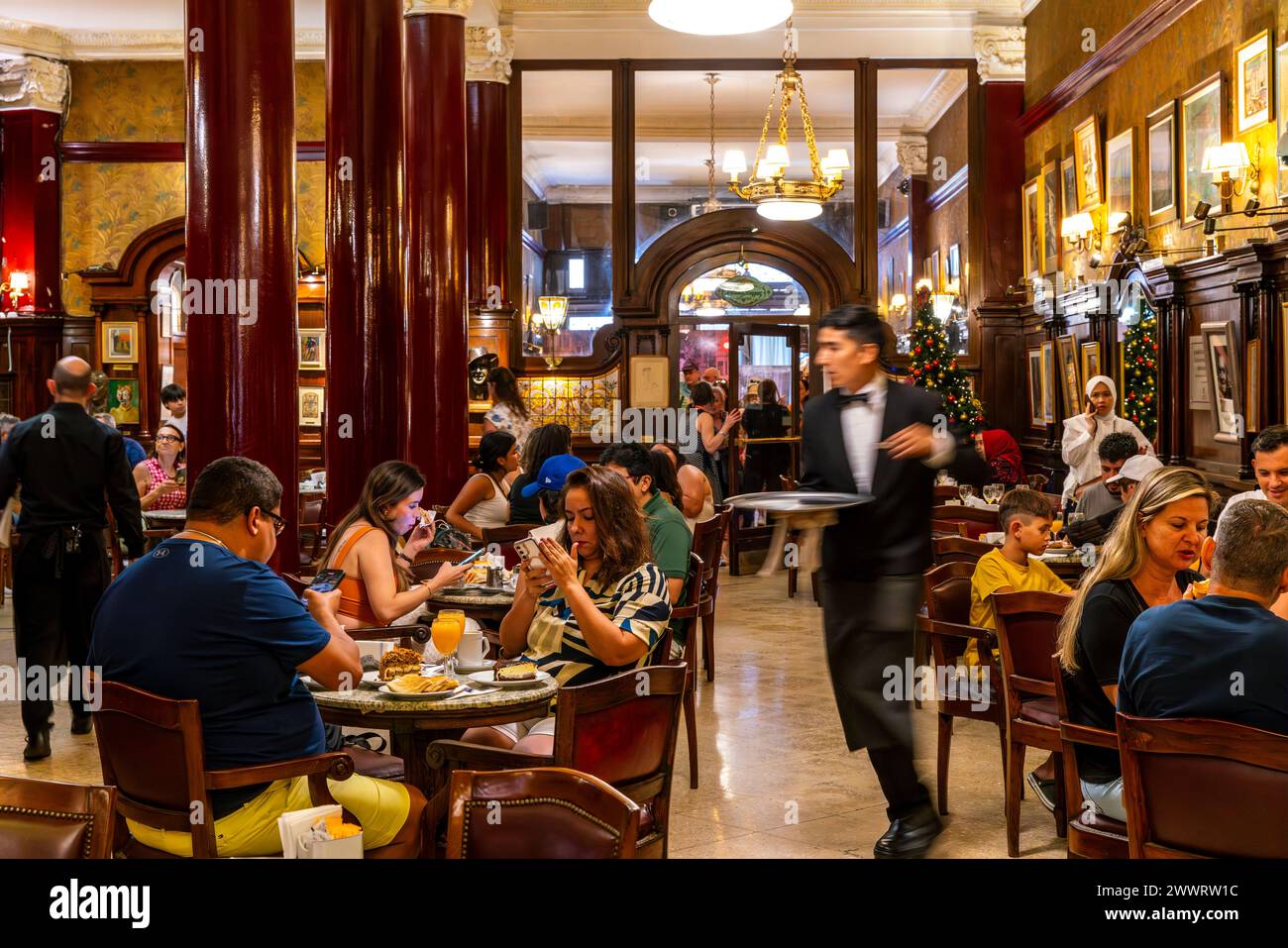 Cafe Tortoni, Avenida de Mayo, Buenos Aires, Argentina Stock Photo - Alamy