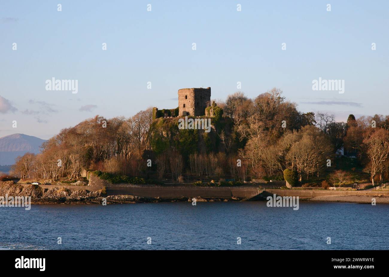 Dunollie castle hi-res stock photography and images - Alamy