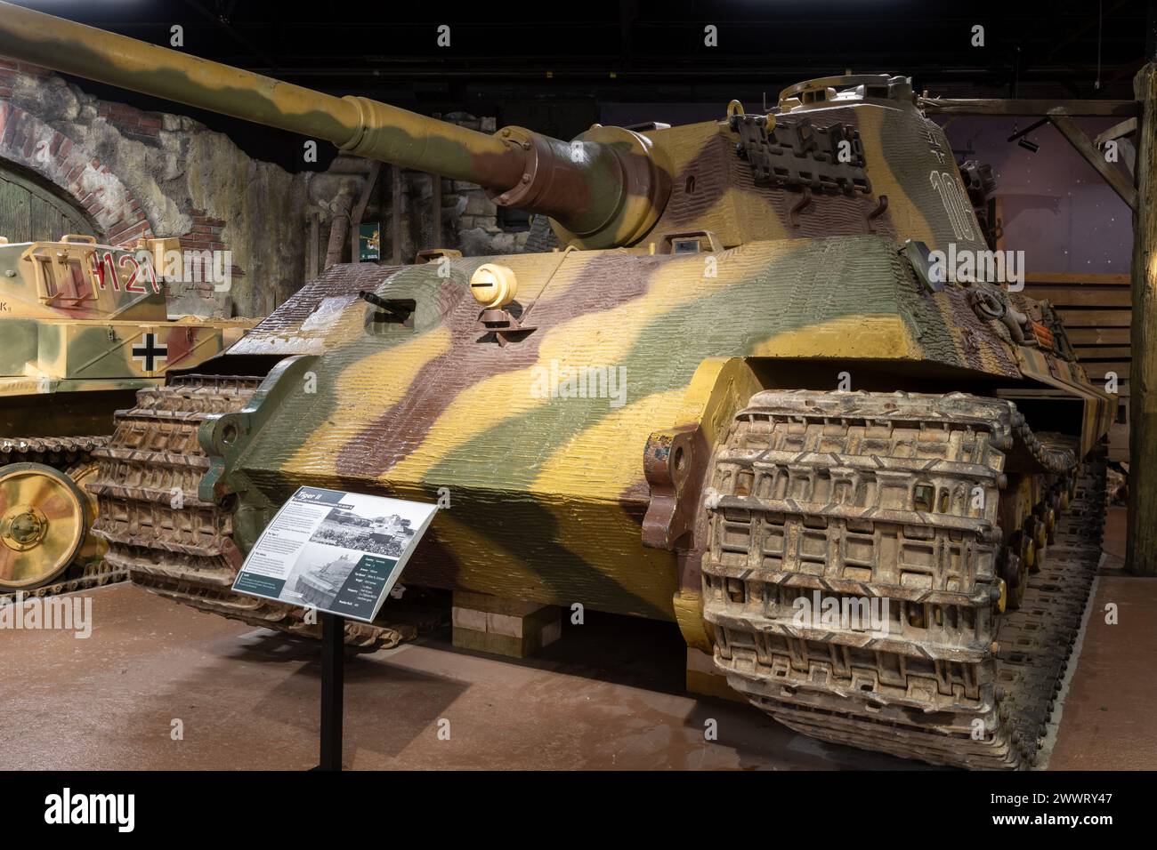 Tiger 2 tank hi-res stock photography and images - Alamy