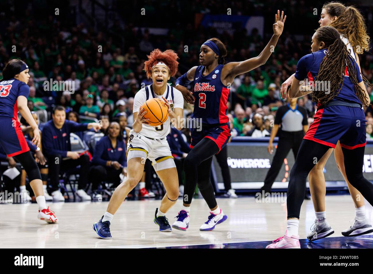 South Bend, Indiana, USA. 25th Mar, 2024. Notre Dame guard Hannah Hidalgo (3) drives to the ...