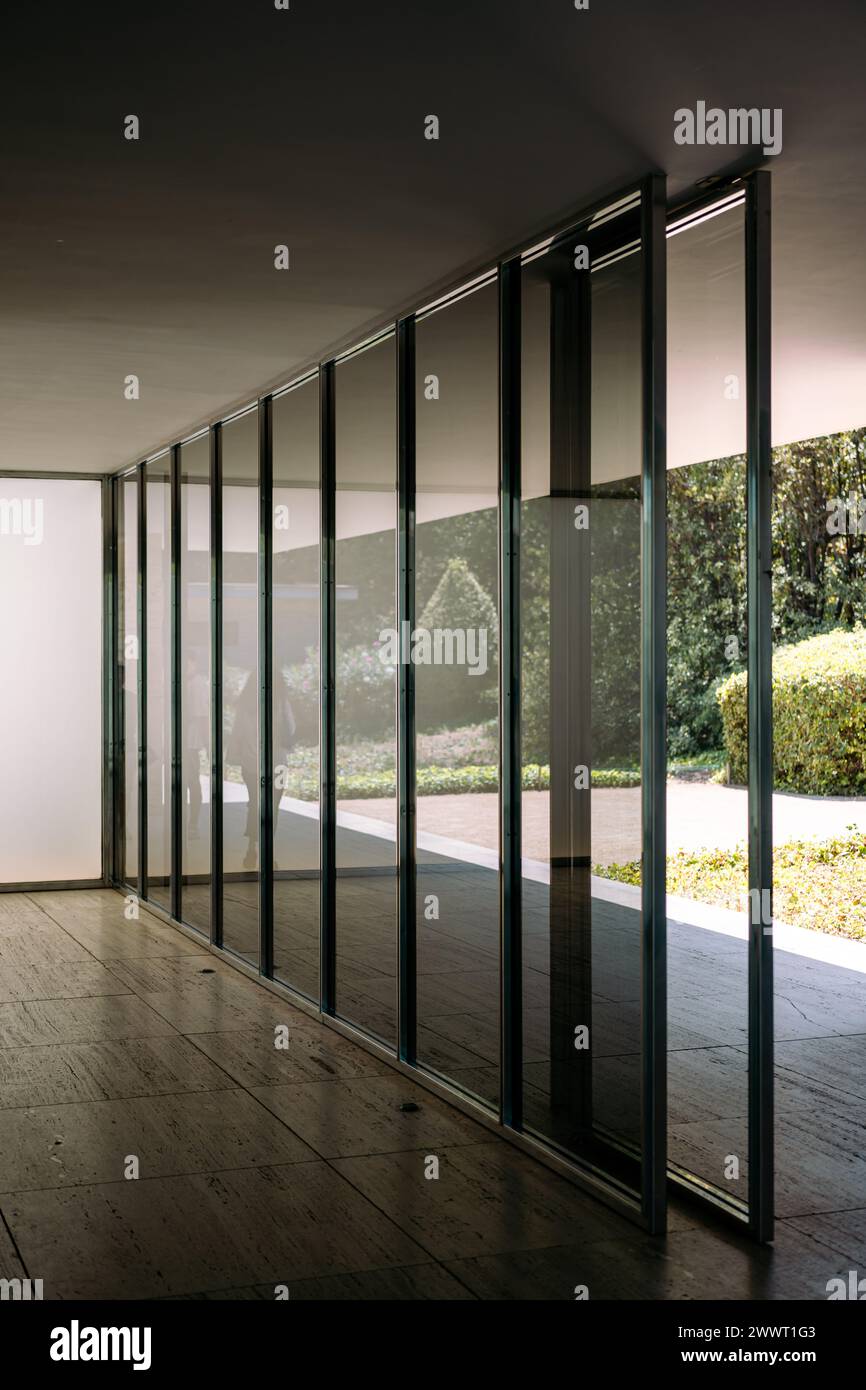 Interior of Mies van der Rohe's pavilion in Barcelona, glass détail Stock Photo - Alamy