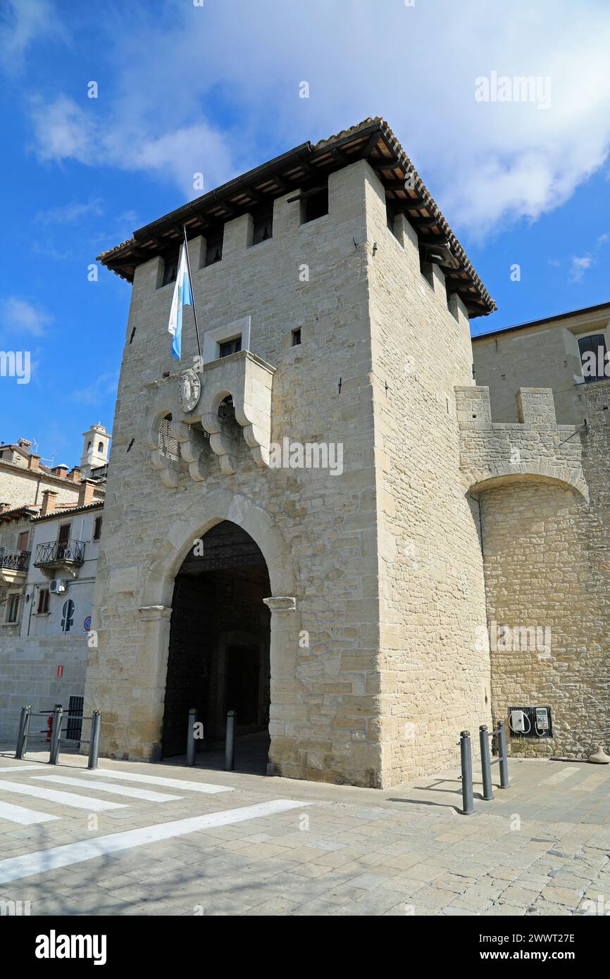 The fortress of guaita hi-res stock photography and images - Alamy