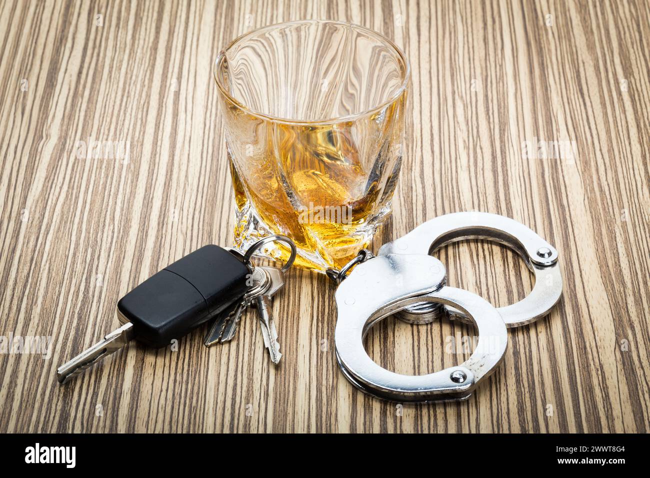 Spilled whiskey glass hi-res stock photography and images - Alamy