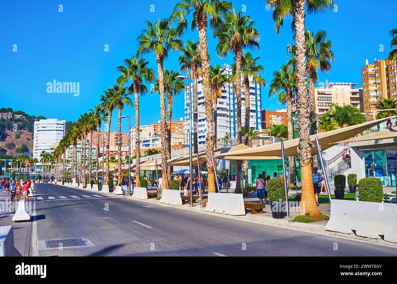 Muelle uno waterfront malaga hi-res stock photography and images - Alamy