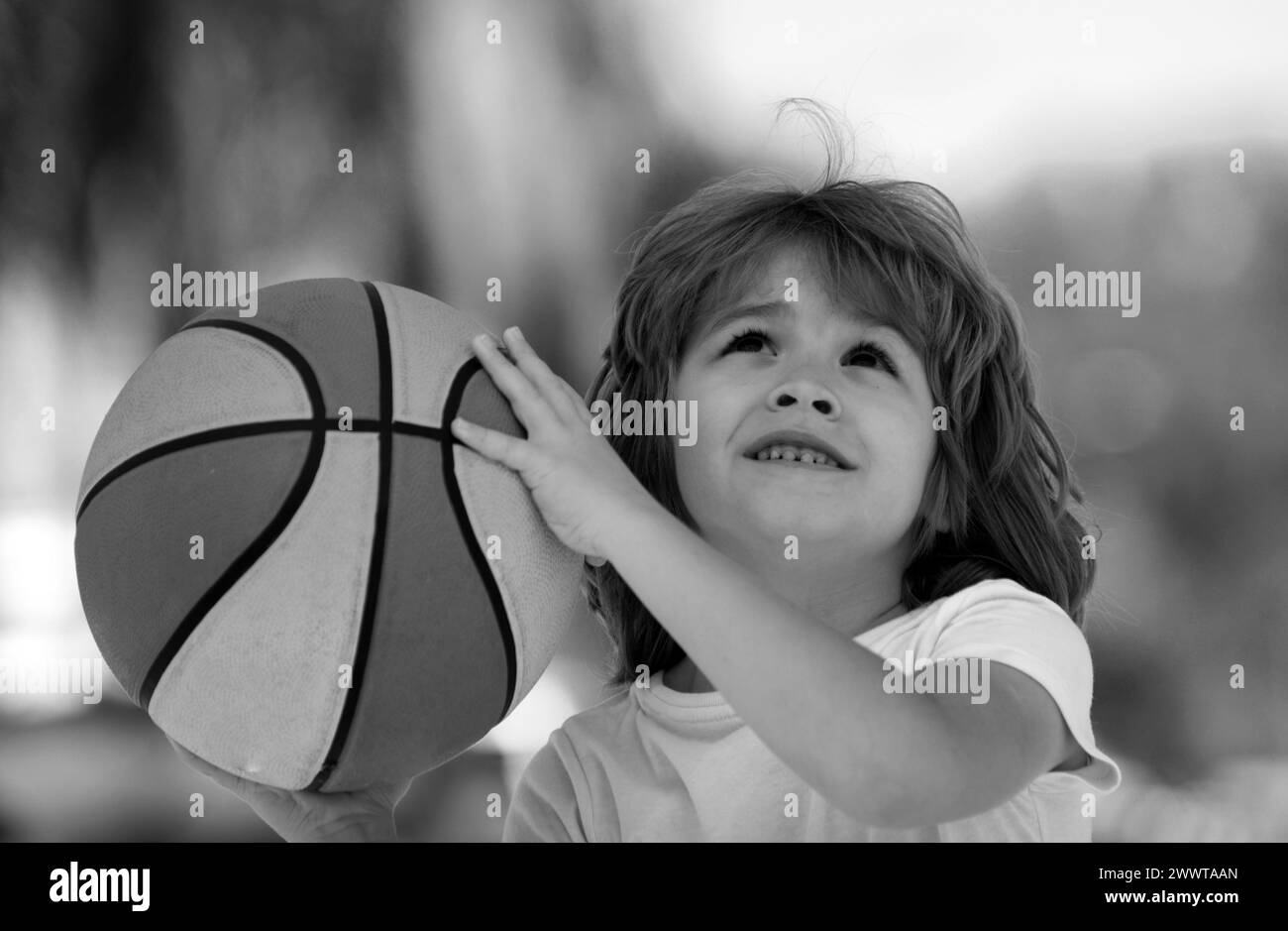 Kid outdoor shoot Black and White Stock Photos & Images - Alamy