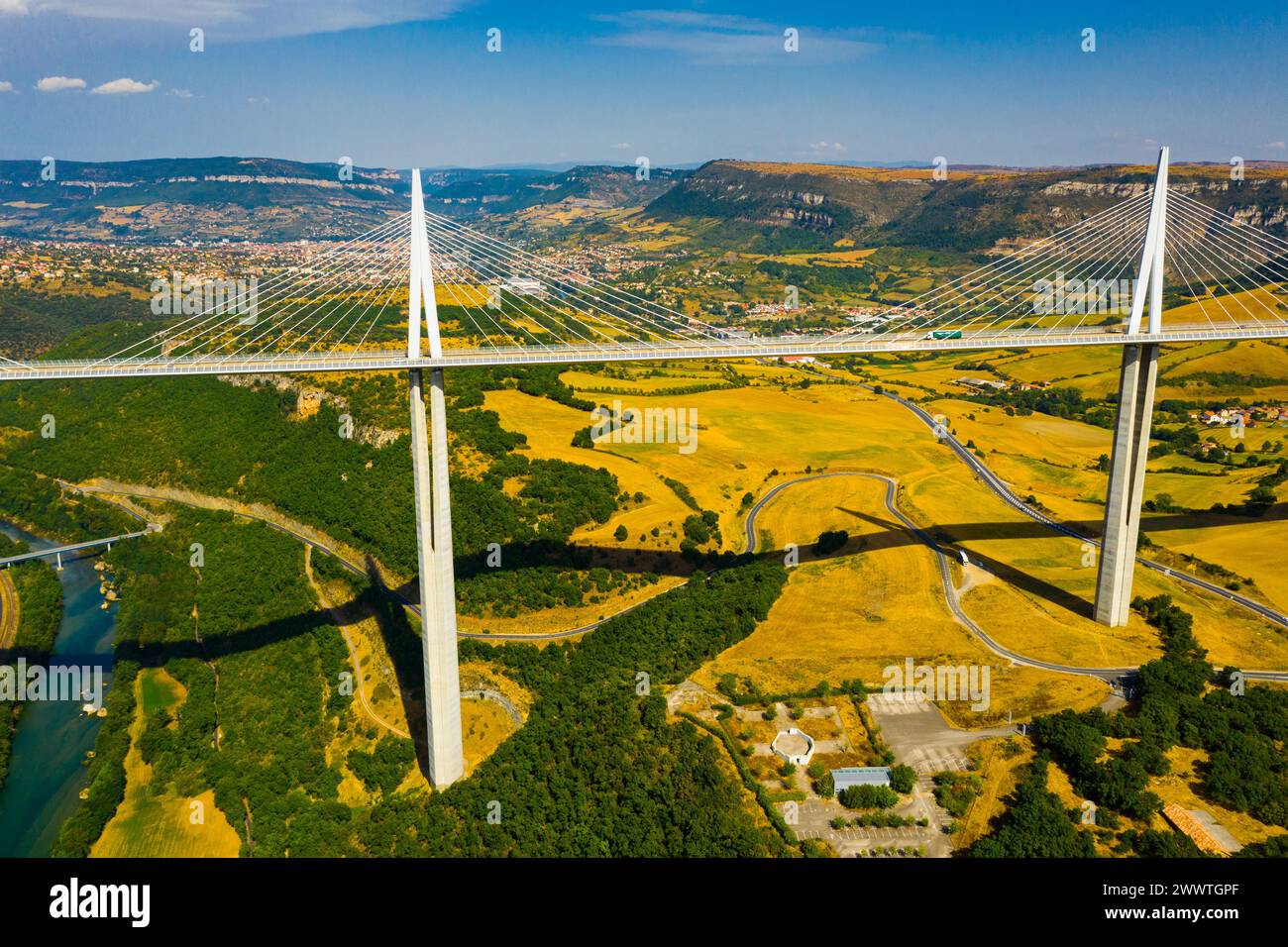 Cable-stayed Millau Viaduct spanning Tarn River valley, France Stock ...
