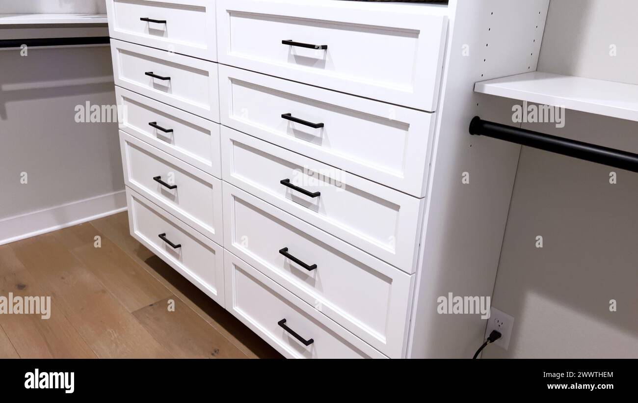 Streamlined cabinetry hi-res stock photography and images - Alamy