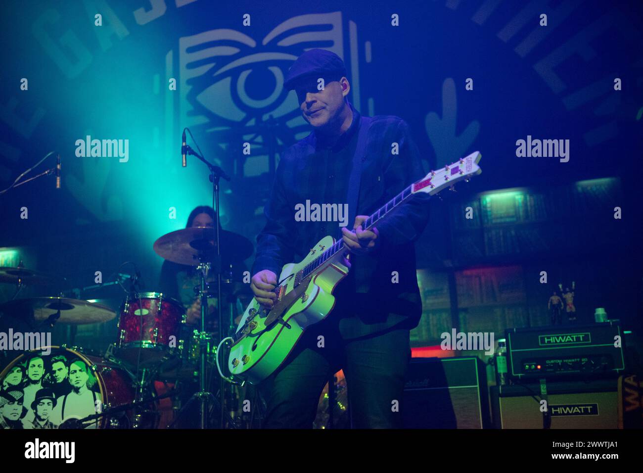 Guitarist ian perkins hi-res stock photography and images - Alamy