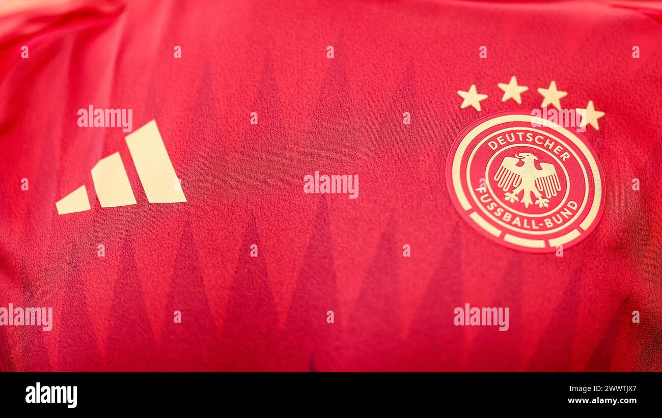 Dfb und adidas logo hi-res stock photography and images - Alamy