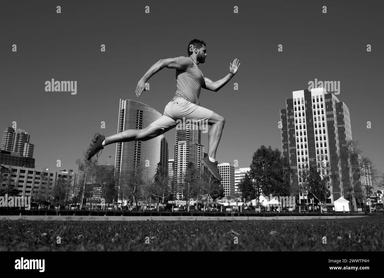 Man running in marathon Black and White Stock Photos & Images - Alamy