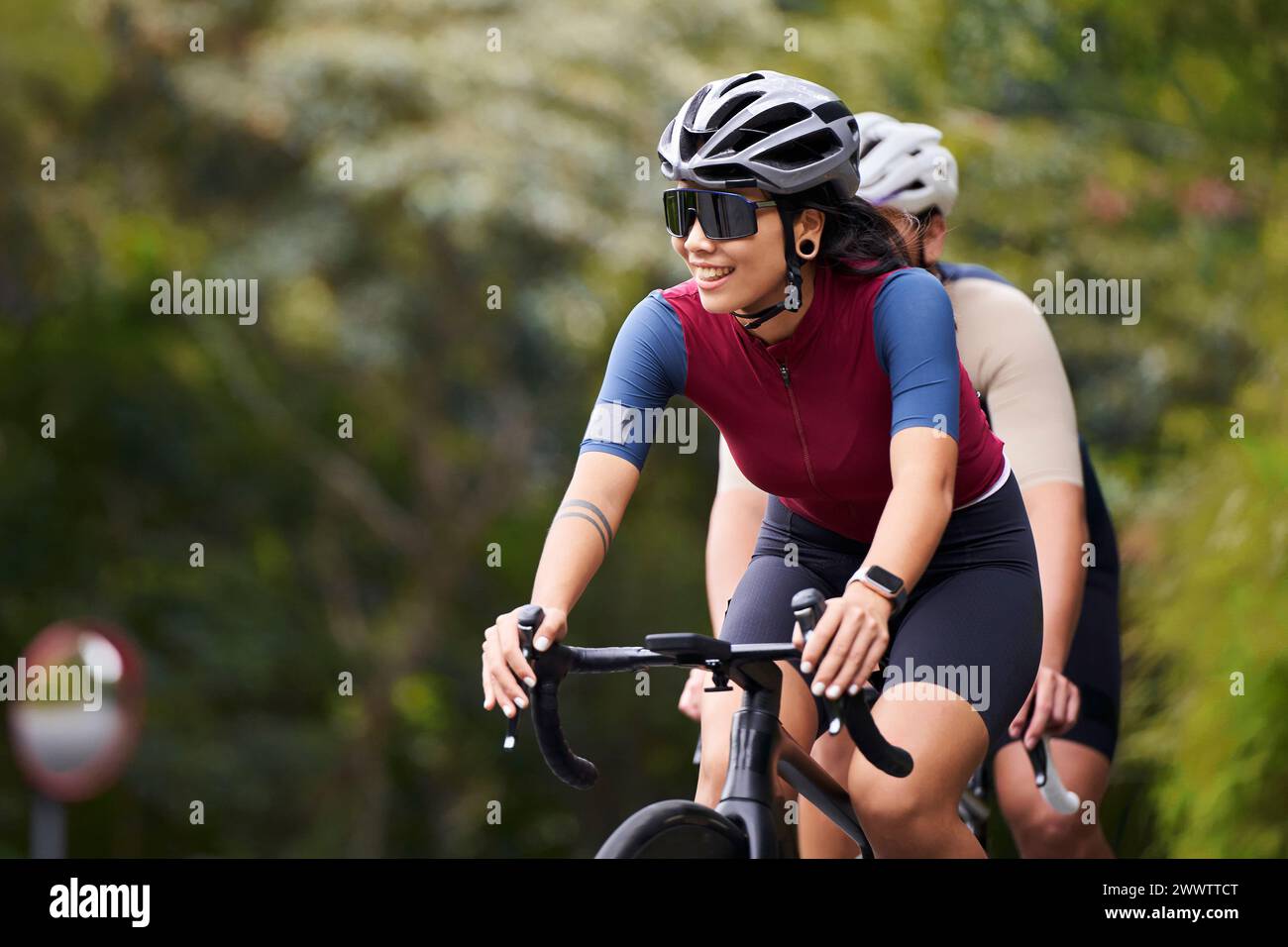 Woman cycling pro female cyclist hi-res stock photography and images - Alamy