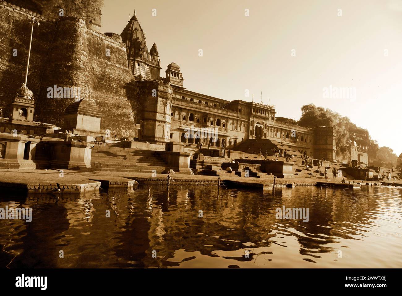 24 Feb 2024, Exterior View of the scenic tourist place Maheshwar fort ...
