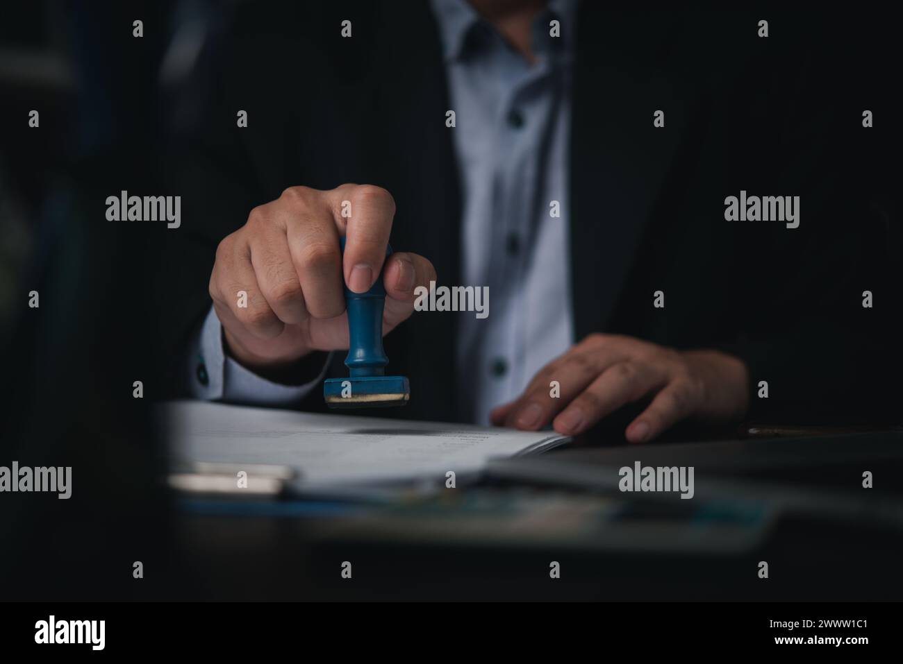 Documents de marketing hi-res stock photography and images - Alamy