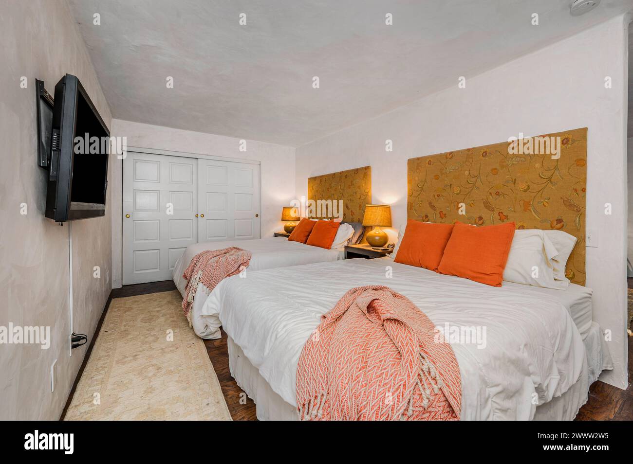 Two simple beds hi-res stock photography and images - Alamy